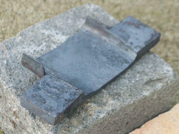 Experimenting with Axe Socket Forging – FORGED AXES