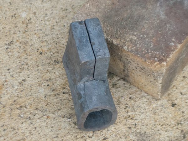 Experimenting with Axe Socket Forging – FORGED AXES